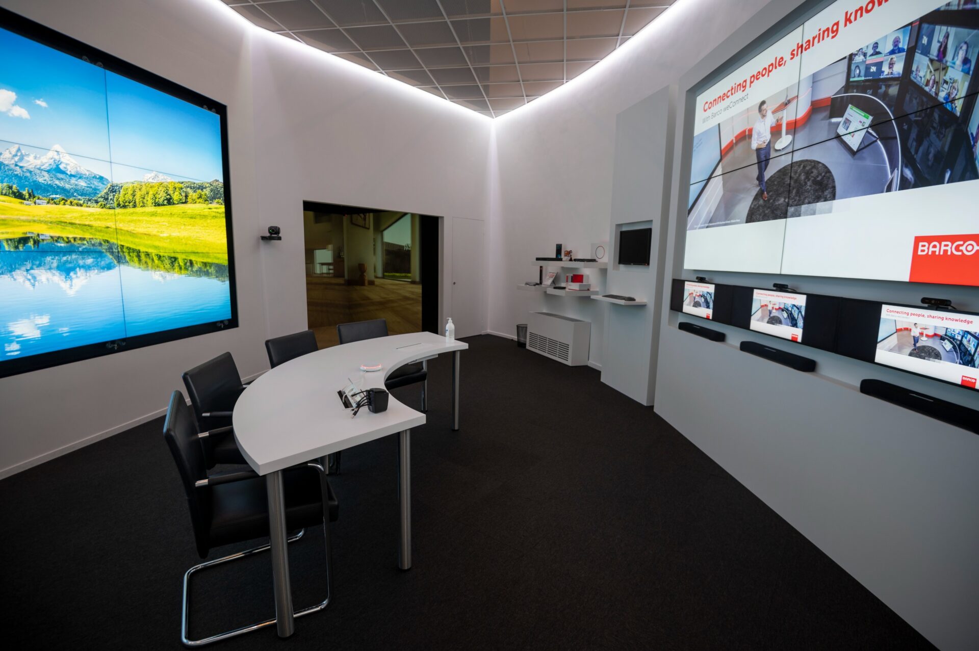 Barco Video Wall Solutions | Video Wall 21